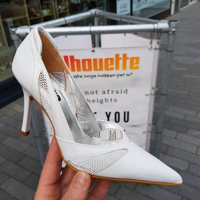 Spitse witte leren pumps met hoge hak | Witte hoge hakken met punt neus.